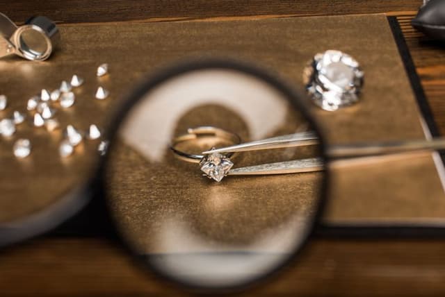 The Diamond Industry's Biggest Scam